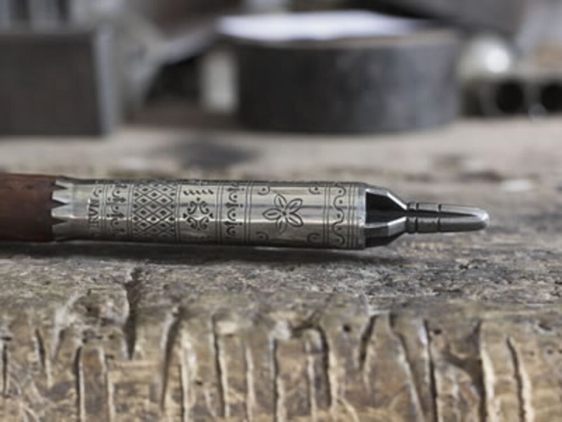 MAKILA. The Basque Walking Stick