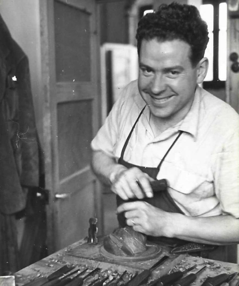 ALBERDI Makila. The Art of Makila Making, The Staff of the Basques.